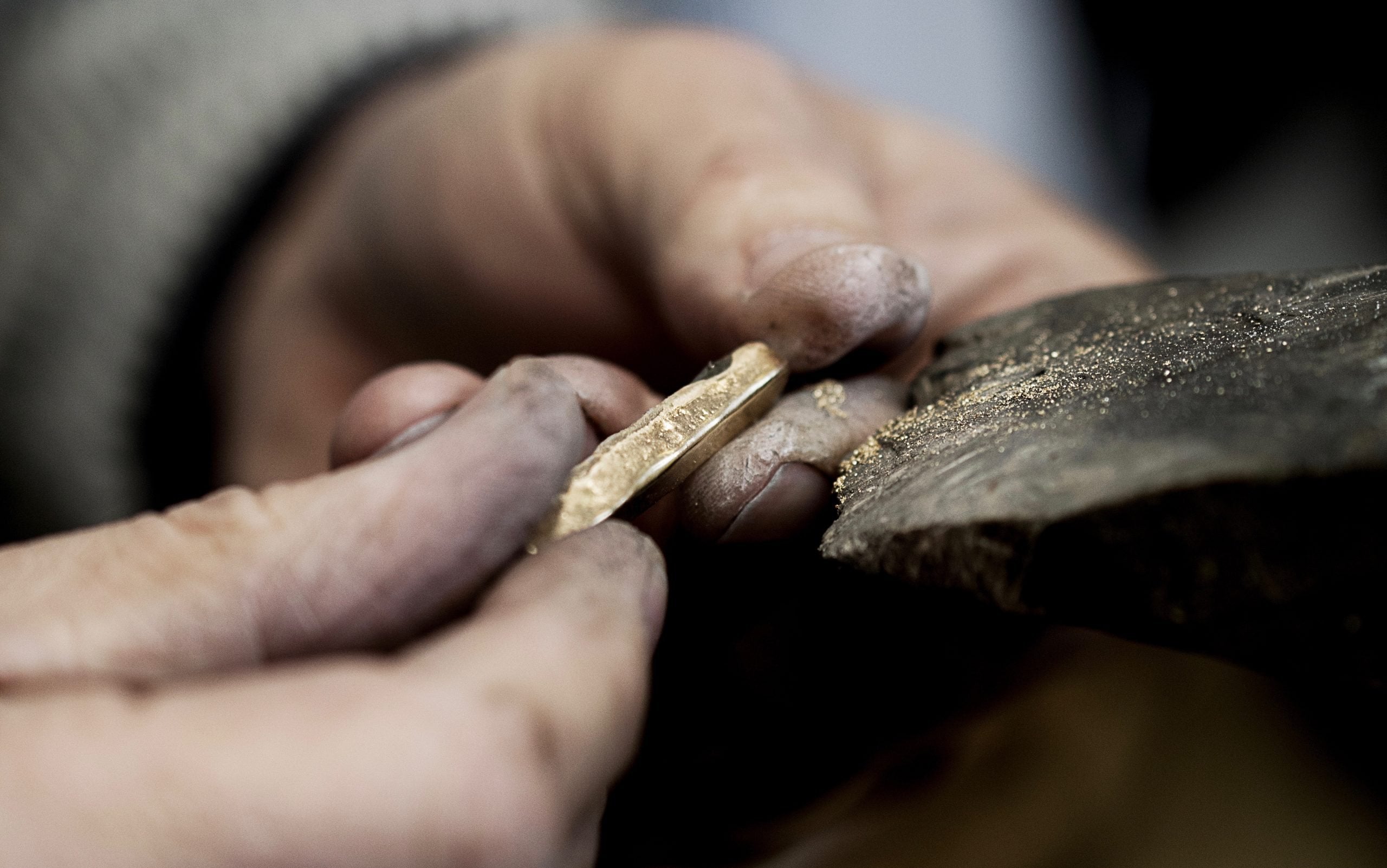 The Complete Guide to Gold – Claudia Jewellers